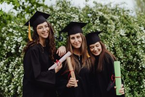 Step by step instructions to Graduate from College early and its benefits