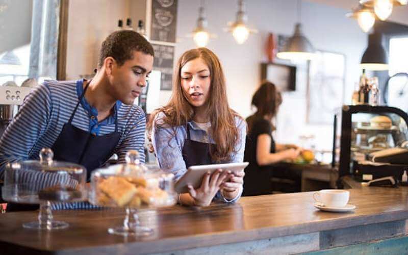 Top 30 Summer Part-Time Jobs For Teens (Salary And Job Description ...